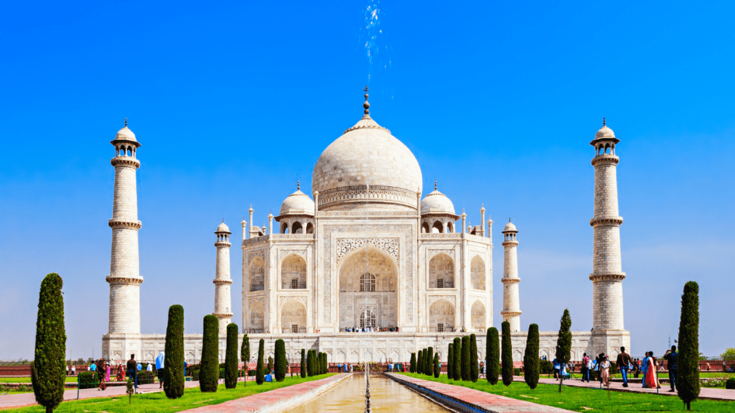 How Did the Taj Mahal Become a Symbol of Love? The Story Behind India’s ...