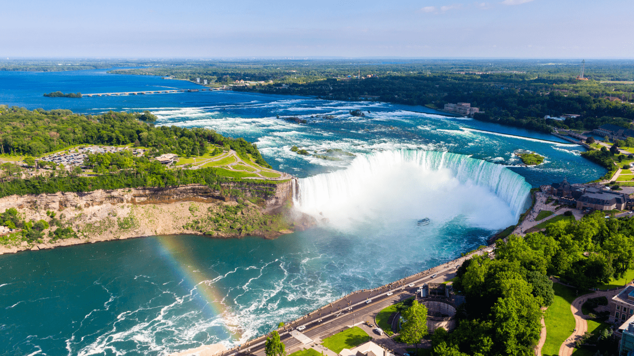 What Makes Niagara Falls So Powerful? The Forces Behind Nature’s Spectacle