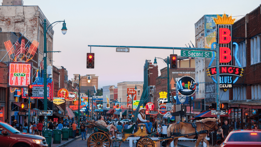 Top 15 Iconic American Streets: A Journey Through Culture and History
