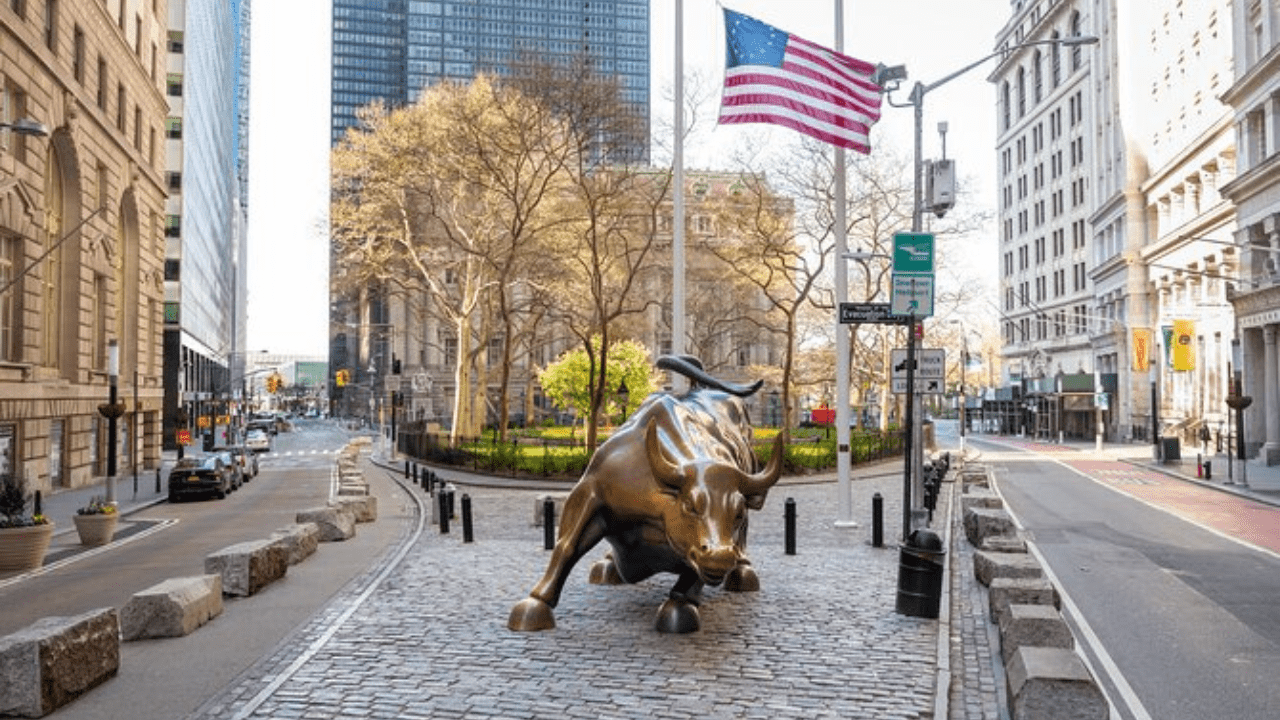 Top 15 Iconic American Streets: A Journey Through Culture and History