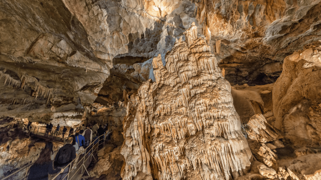 Top 10 Caves in the USA That Will Blow Your Mind