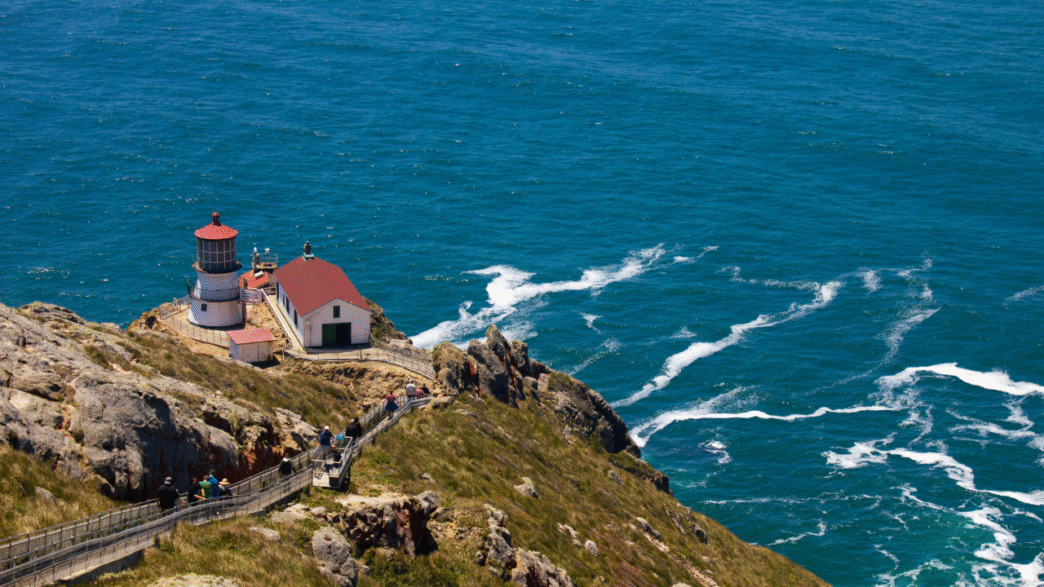 12 Most Photogenic Lighthouses in the U.S.