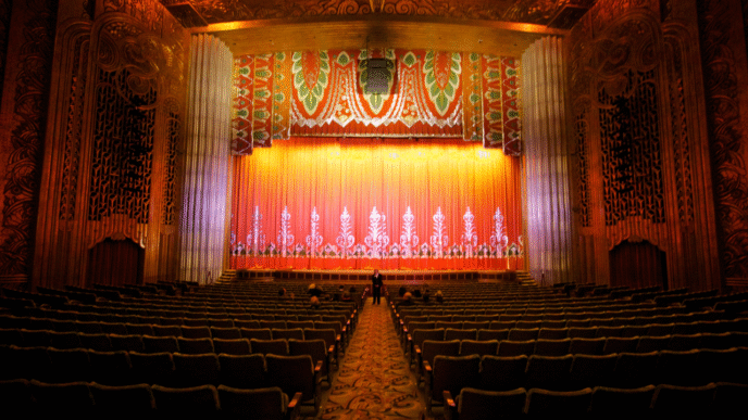 10 Most Famous Historic Theaters in America You Need to Visit