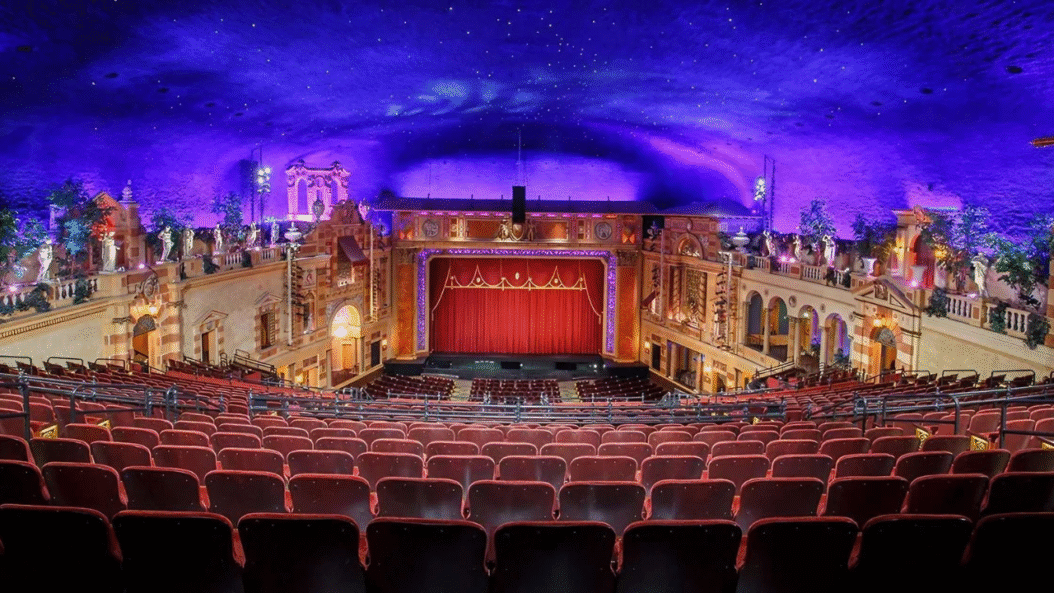10 Most Famous Historic Theaters in America You Need to Visit