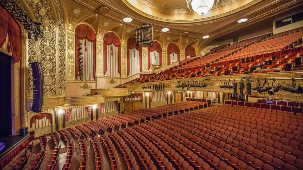 10 Most Famous Historic Theaters in America You Need to Visit