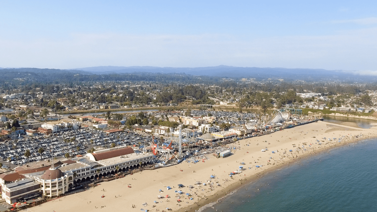 10 Iconic U.S. Boardwalks for a Classic Beach Day